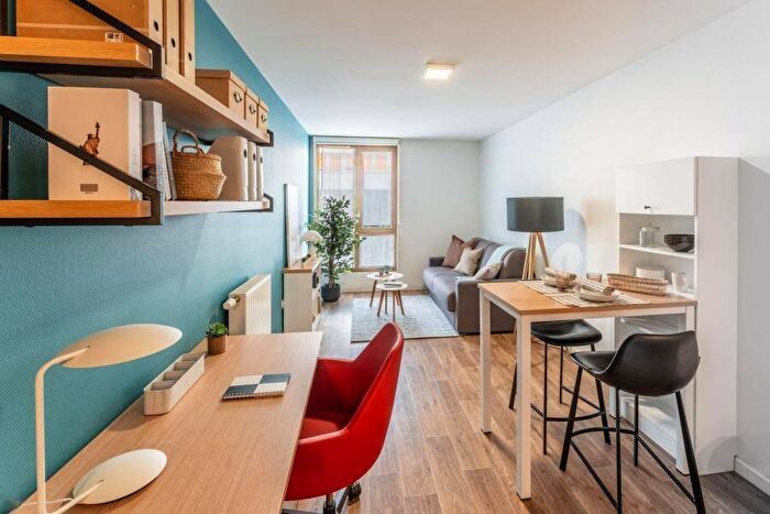 Appartement 1 pièce à louer - Bas Longchamps, Bagneux