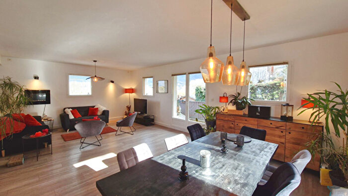 Viviers-du-Lac : Appartement 6 pièces à vendre