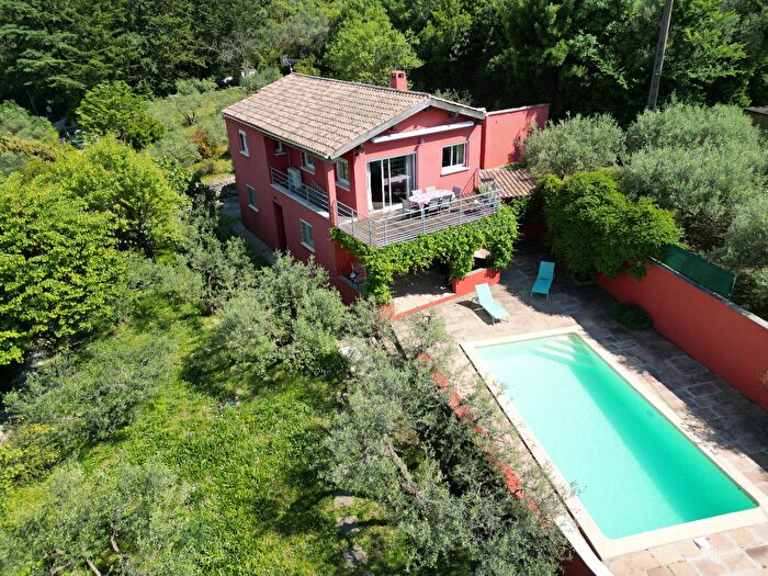 Maison à vendre - Sommières - 4 pièces - 3 chambres