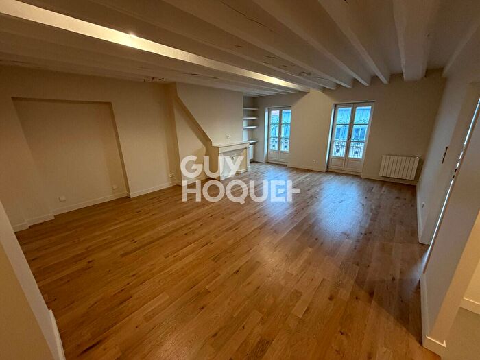 Appartement à louer - Terreaux, Lyon er arrondissement - 3 pièces - 2 chambres