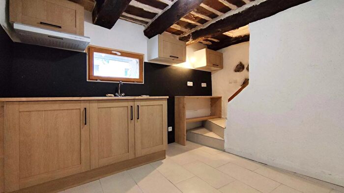 Maison 2 pièces à Entrevaux, à louer