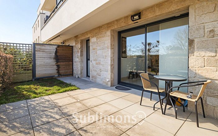 Appartement à vendre - Vannes, Centre-ville, Le Port - 2 pièces - 1 chambre