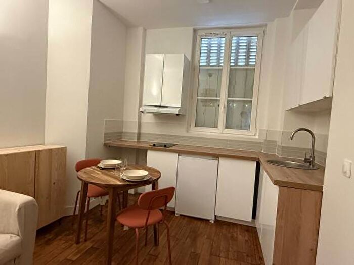 Pont de Flandre, Paris 19ème arrondissement - Appartement 2 pièces à louer