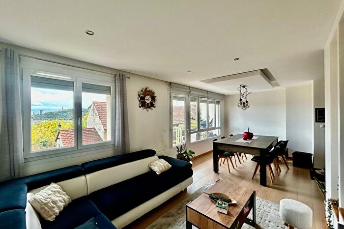 Appartement à vendre - Lyon e , Champvert, Gorge de Loup - 3 pièces - 2 chambres