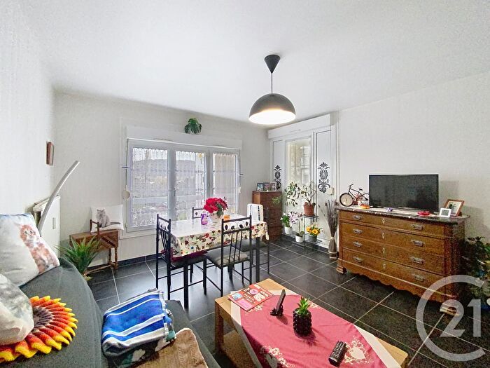 Appartement à vendre - Essey-lès-Nancy - 2 pièces - 1 chambre