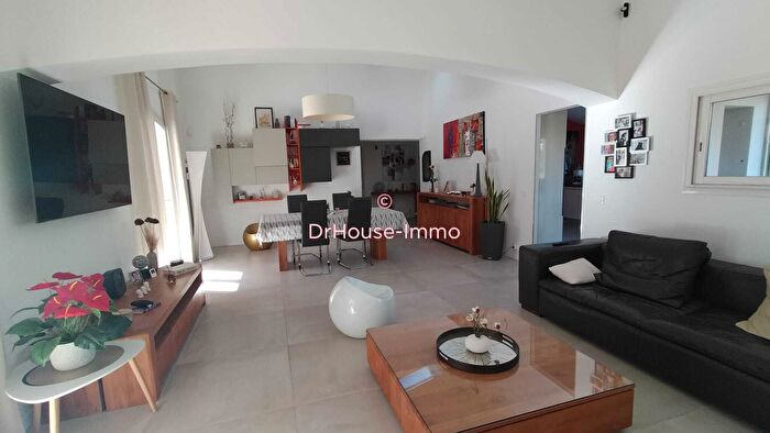 Maison 6 pièces à Carqueiranne, à vendre