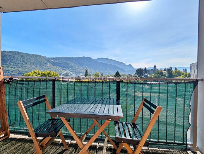 Appartement à vendre - La Ravoire - 3 pièces - 2 chambres