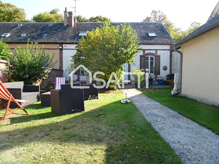 Maison à louer - Conches-en-Ouche - 7 pièces - 5 chambres