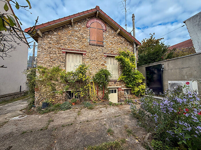 Maison à vendre - Épinay-sur-Seine, Les Econdeaux - 3 pièces - 2 chambres