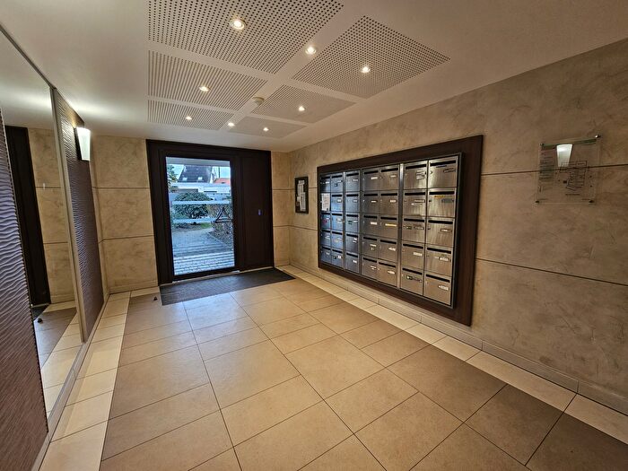 Appartement à louer - Persan - 3 pièces - 2 chambres