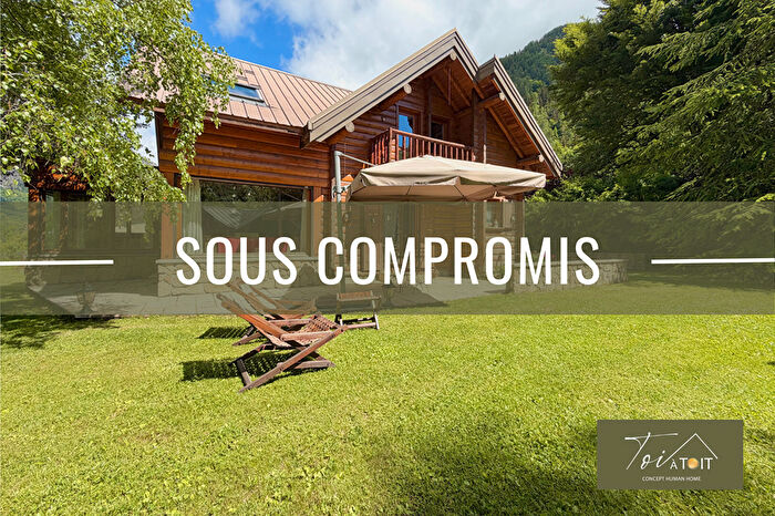 Maison 5 pièces à Champoléon, à vendre