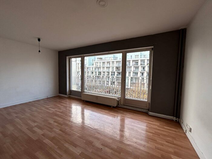 Appartement à louer - Centre Ville, Reims - 1 pièce