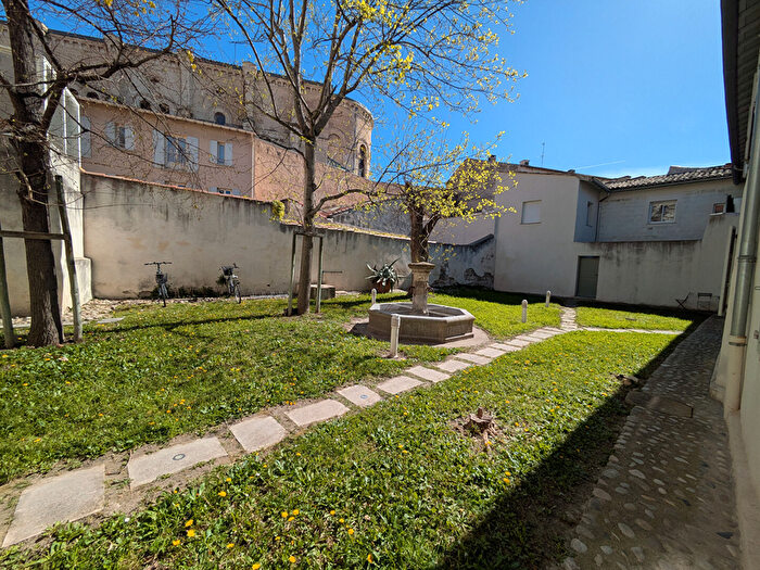 Appartement à louer - Avignon, Magnanen, Teinturiers - 3 pièces - 2 chambres