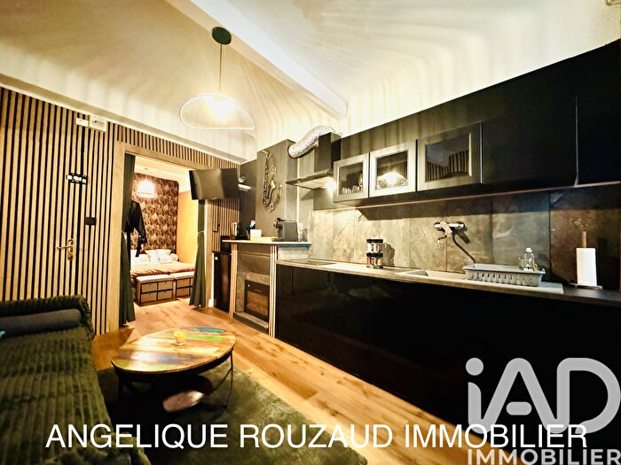 Appartement à vendre - Hyères, Centre-ville - 1 pièce - 1 chambre