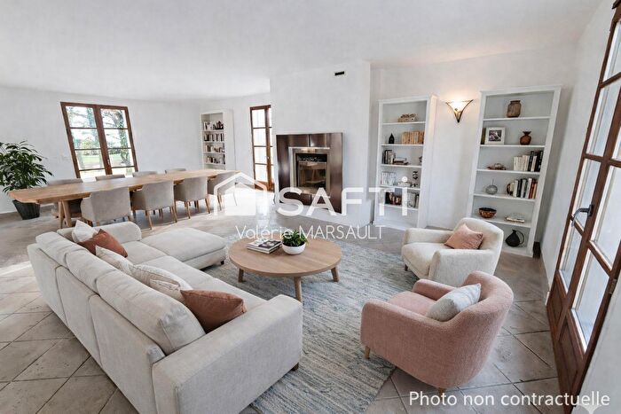 Maison à vendre - Luynes - 9 pièces - 6 chambres