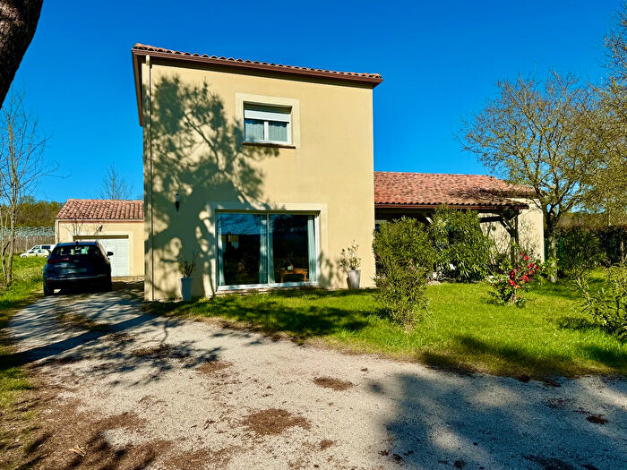 Maison à vendre - Villeneuve-sur-Lot, Zone rurale Nord - 5 pièces - 4 chambres