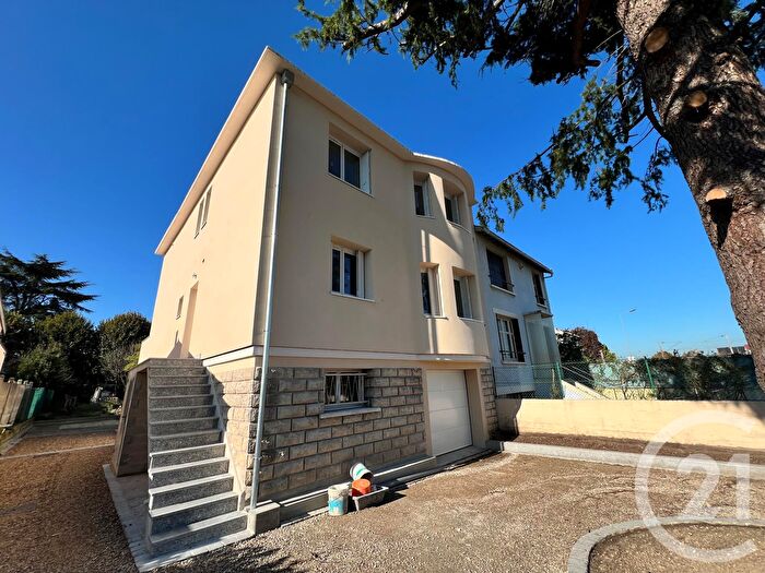 Appartement à vendre - Houilles, Le Réveil-Matin - 5 pièces - 3 chambres