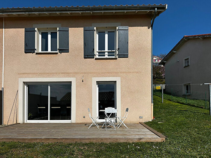 Maison 4 pièces à Aveize, à vendre