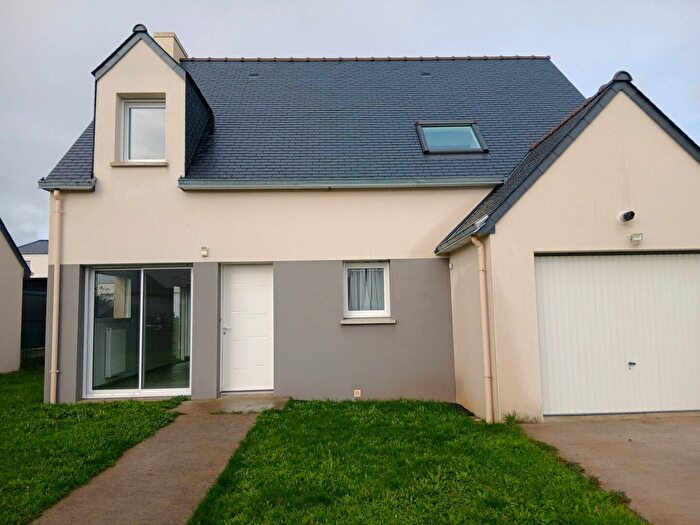 Maison à louer - Saint-Brieuc - 5 pièces - 4 chambres