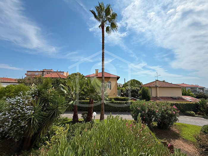 Appartement 1 pièce à vendre - Antibes, Antibes-les-Pins, Trianon, Le Fournel, Peyregoue