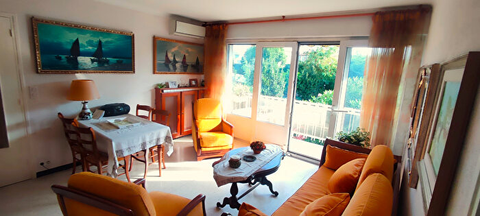 Appartement à vendre - Cagnes-sur-Mer, Les Bréguières - 2 pièces - 1 chambre