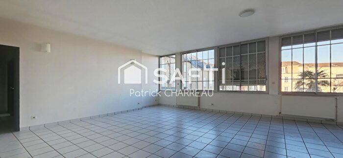 Appartement à vendre - Brive-la-Gaillarde, Centre-ville, Pont Cardinal, Champanatier - 5 pièces - 3 chambres