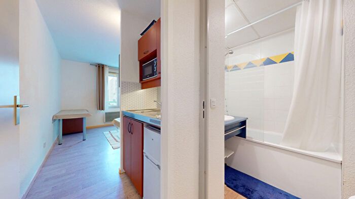 Appartement à louer - Fontaine, Bastille, Drac - 1 pièce