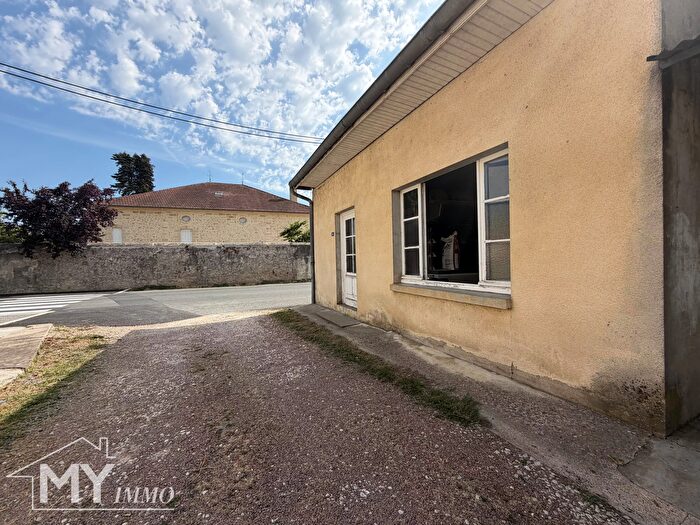 Maison 8 pièces à Saint-Pey-de-Castets, à vendre