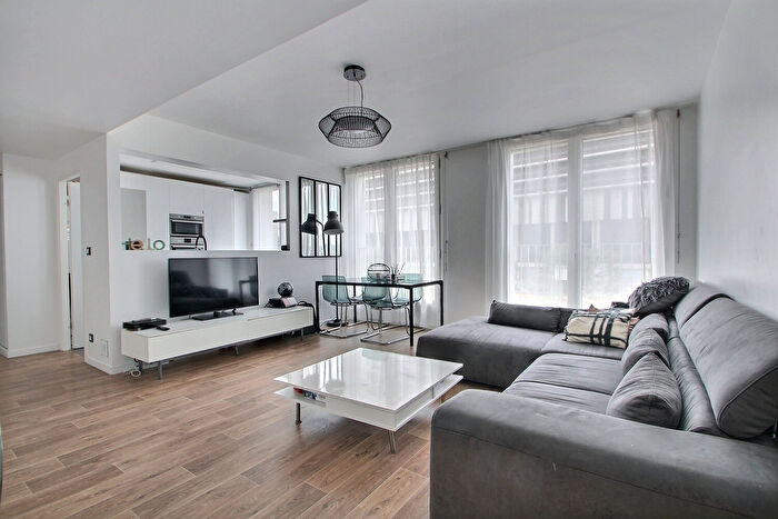 Nanterre, Université : Appartement 4 pièces à vendre