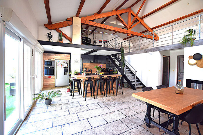Maison 5 pièces à Cabannes, à vendre