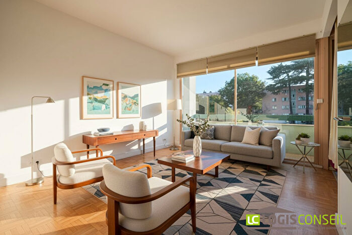 Appartement à vendre - Châtenay-Malabry, Malabry - 3 pièces - 2 chambres