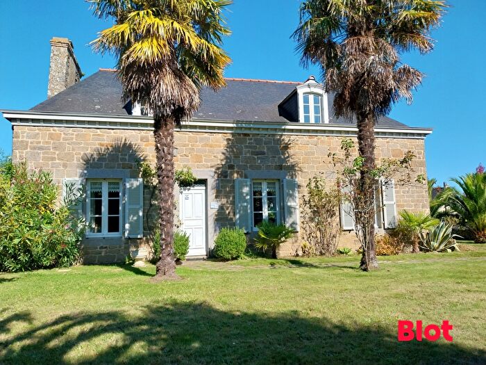 Maison à vendre - Cancale - 9 pièces - 4 chambres