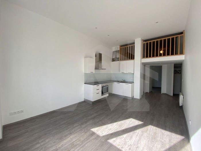 Championnet-Caserne de Bonne, Grenoble : Appartement 2 pièces à louer