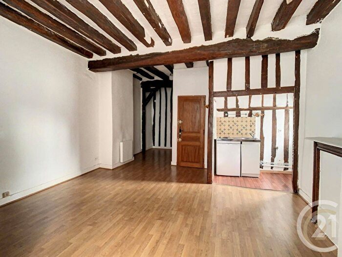 Appartement 1 pièce à louer à Compiègne