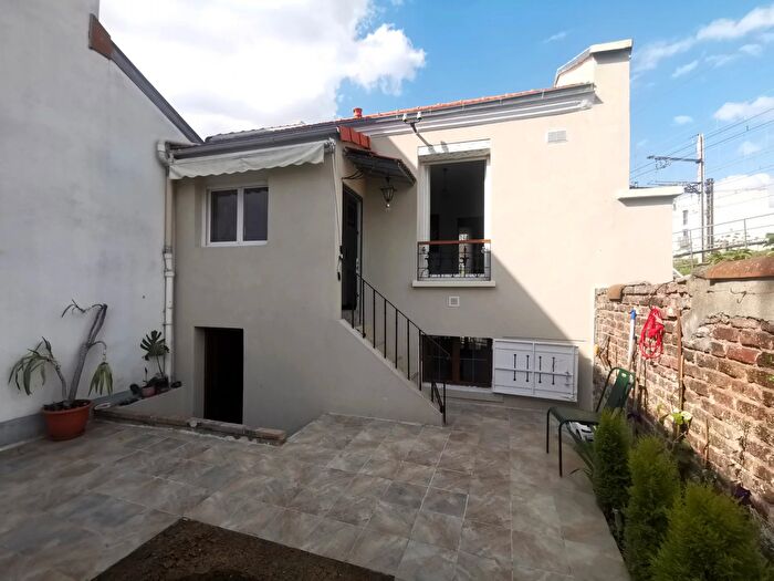 Vitry-sur-Seine : Maison 3 pièces à vendre