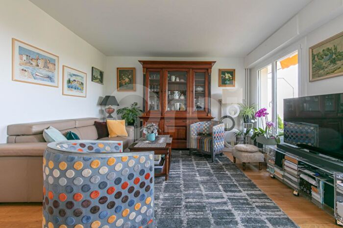 Chennevières-sur-Marne, Centre-ville : Appartement 3 pièces à vendre