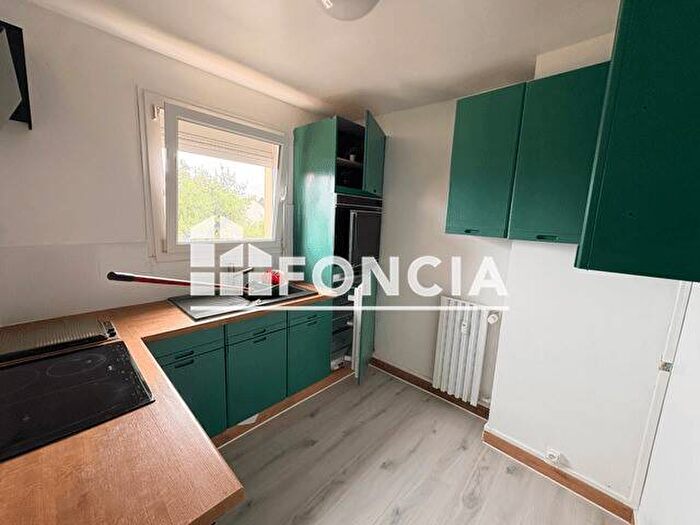 Étampes-sur-Marne : Appartement 3 pièces à louer