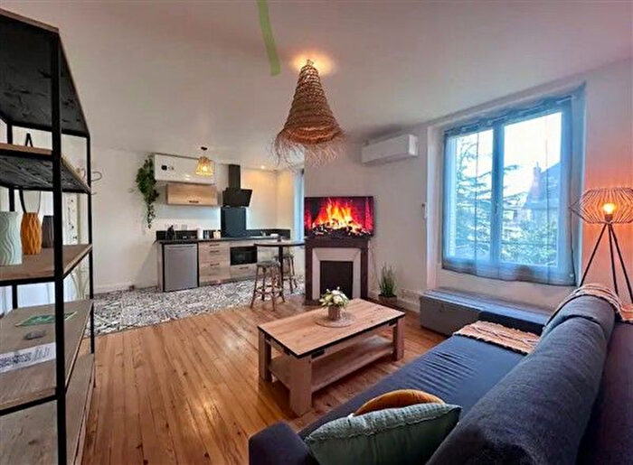 Appartement à vendre - Brive-la-Gaillarde, Centre-ville, Pont Cardinal, Champanatier - 2 pièces - 1 chambre