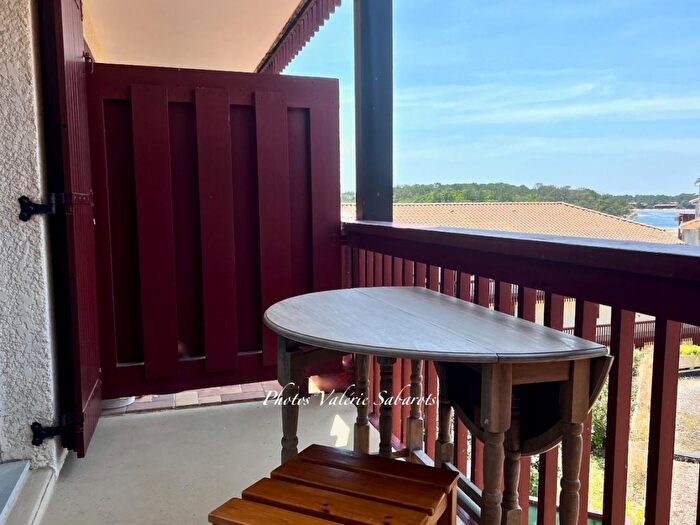 Maisons à vendre et appartements à louer - 1