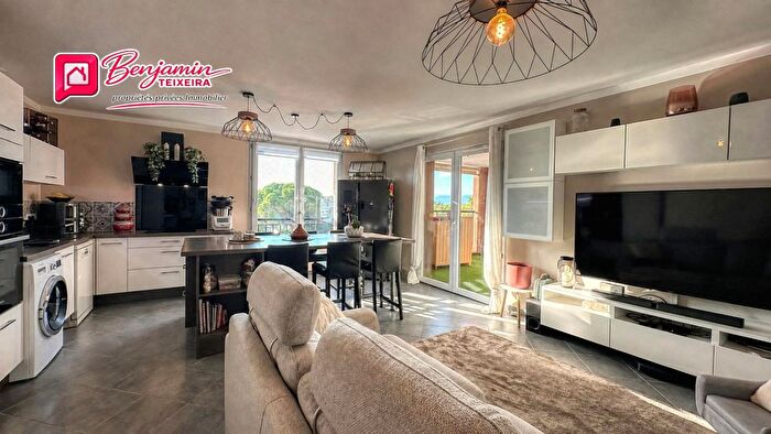 Roquebrune-sur-Argens, Village - Appartement 3 pièces à vendre