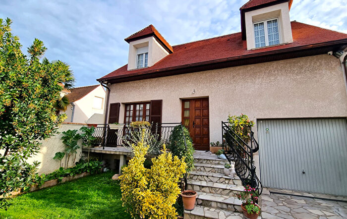 Maison à vendre - Houilles, Les Pierrats - 5 pièces - 3 chambres