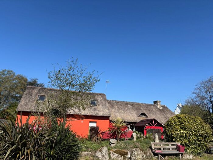 Maison à vendre - Saint-Évarzec - 6 pièces - 4 chambres