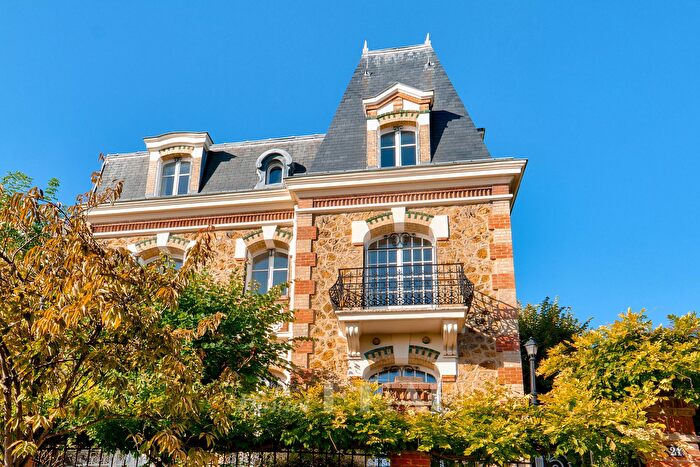 Maison à vendre - Saint-Cloud, Coteaux, Bords de Seine - 9 pièces - 5 chambres