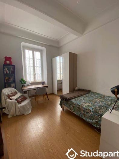 Appartement 1 pièce à Garibaldi, Nice, à louer