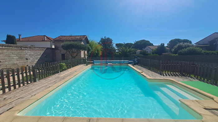 Maison à vendre - Saint-Hilaire-de-Brethmas - 10 pièces - 7 chambres