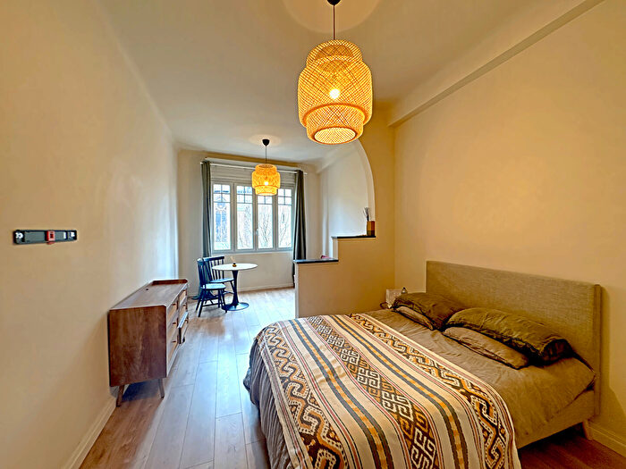 Appartement à louer - Toulouse, Les Carmes-Esquirol - 1 pièce