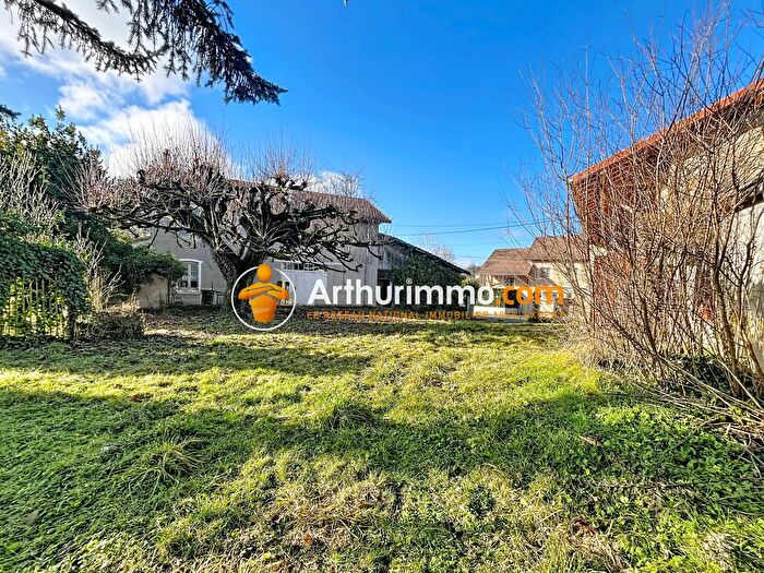 Maison à vendre - Montcarra - 8 pièces