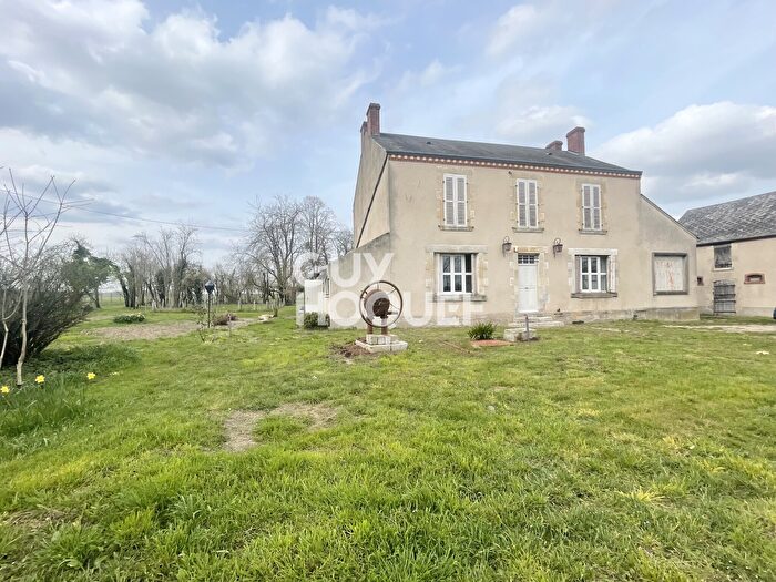 Maison à vendre - Vennecy - 7 pièces - 5 chambres