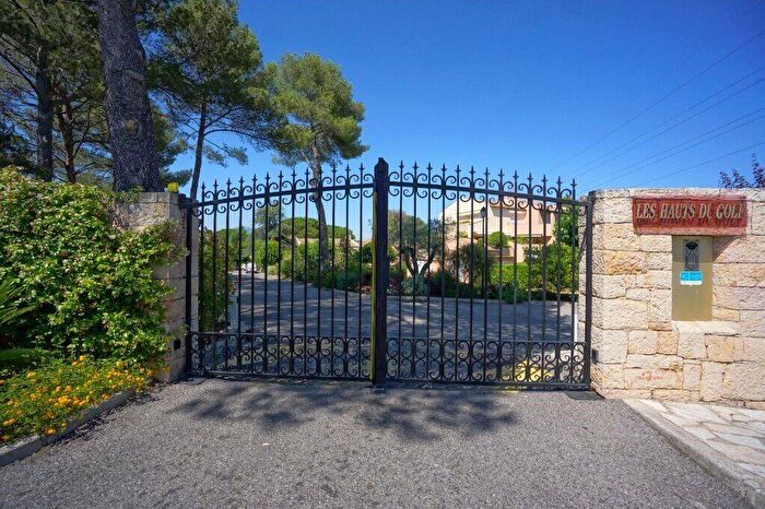 Appartement à louer - Les Colles-Camp Lauvas-Font de lOrme, Mougins - 3 pièces - 2 chambres