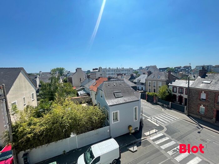 Appartement à vendre - Quartiers Sud-Ouest, Sainte-Thérèse - 4 pièces - 3 chambres